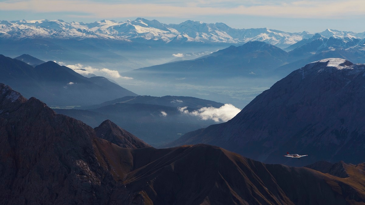 Investment Perspective: Bumpy Path to the Peak | Northern Trust